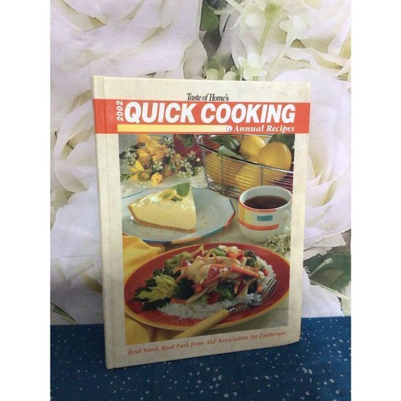 Taste Of Home | Kitchen | Vintage 20 Taste Of Home Quick Cooking ...